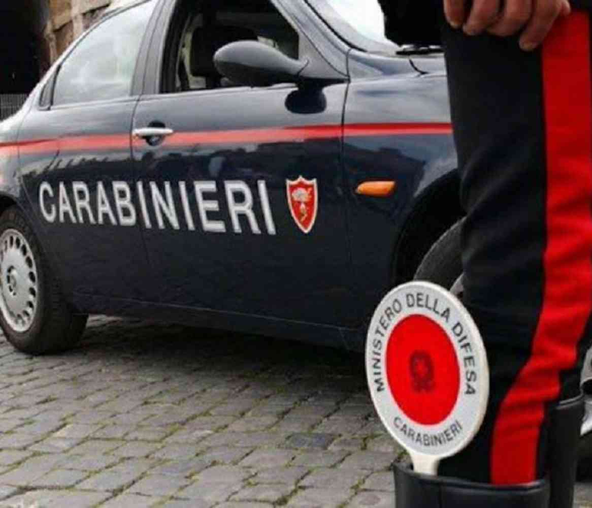 Taranto, tentato omicidio nei pressi del porto: Carabinieri fermano ...