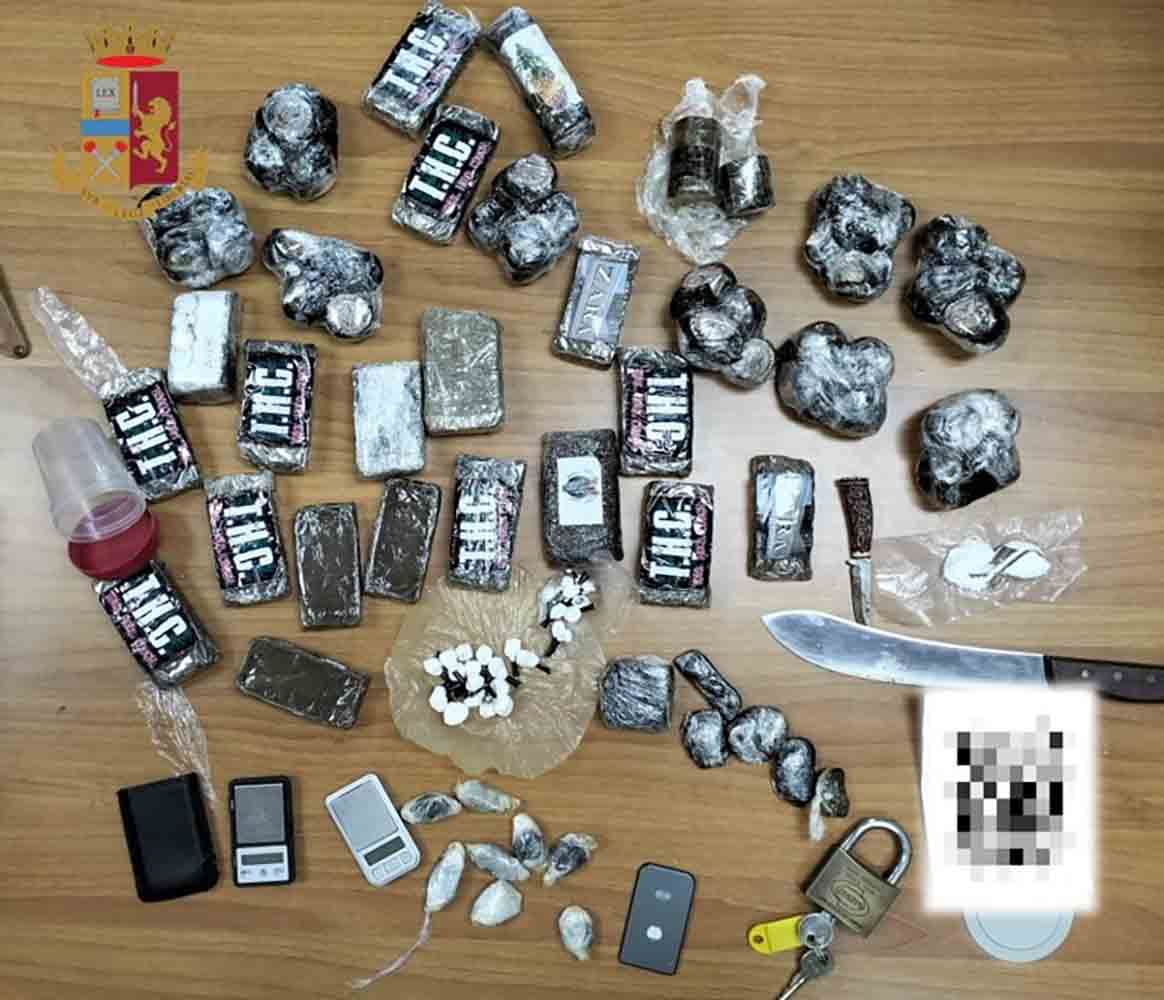 Taranto: droga nell’armadio, arrestato 43enne - CosmoPolis