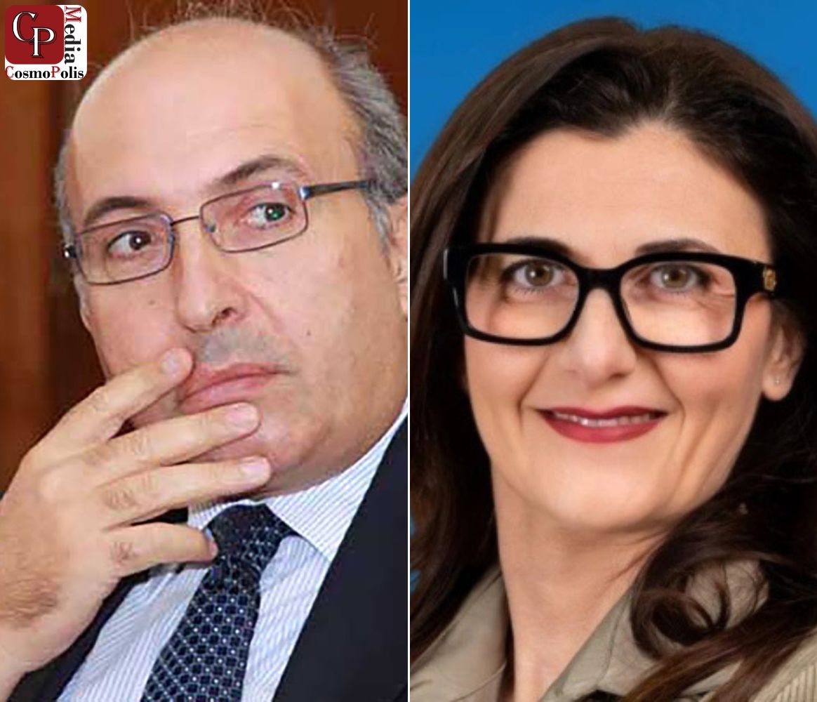 La scomposizione dei Poli - CosmoPolis